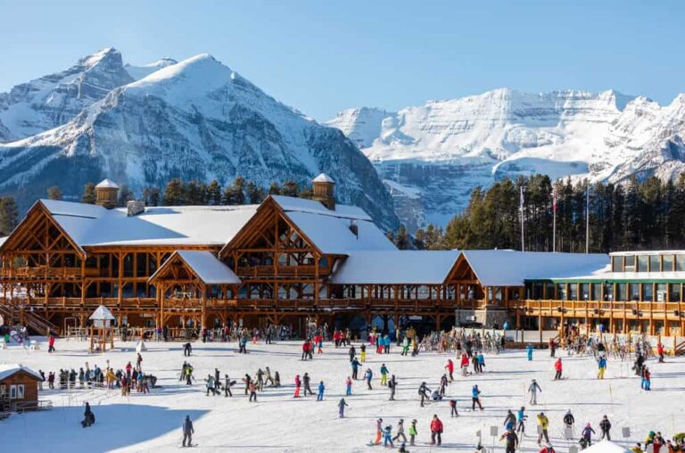 12 Cool Reasons to Visit Banff This Winter » Savoteur