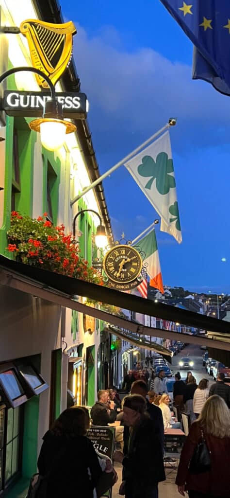 A Bit O'Dingle: The Quaint Irish Town That Has It All » Savoteur